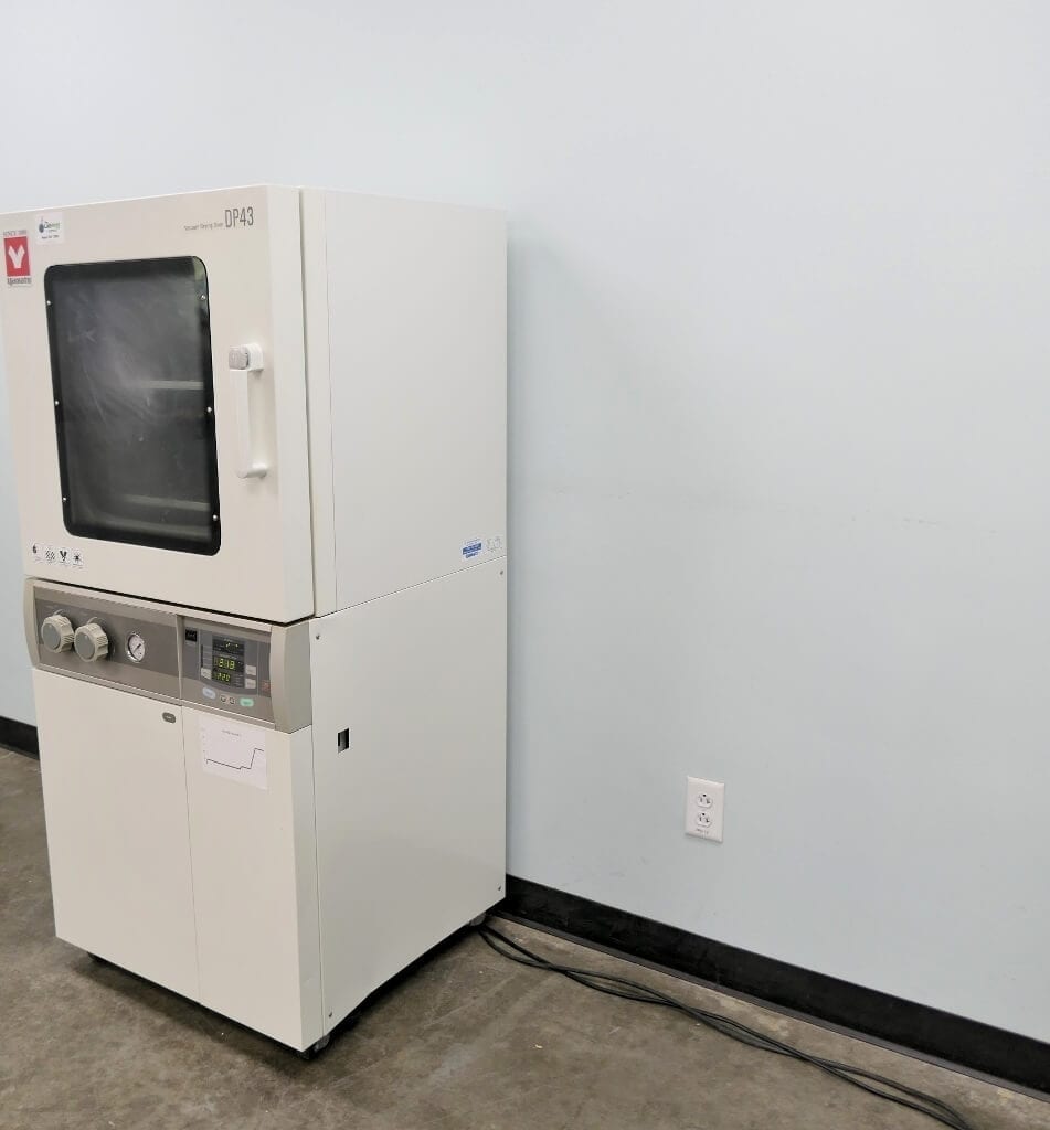 Yamato DP43 Vacuum Drying Oven - The Lab World Group