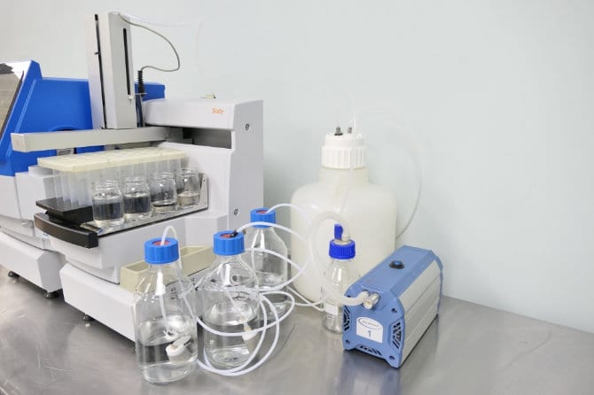 Biotage Initiator Plus Alstra Peptide Synthesizer