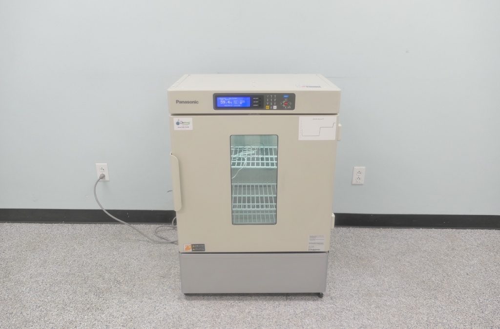 Panasonic BOD Incubator with Heat/Cooling - Unused