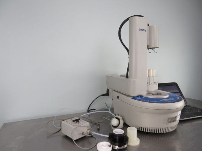 CEM Discover LabMate Microwave Reactor with Intellivent and Explorer 24