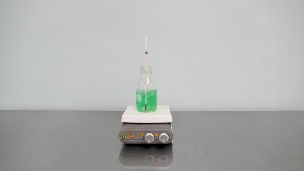 Corning Hot Plate Stirrer PC 420 - The Lab World Group