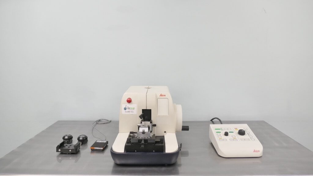 Leica RM2165 Rotary Microtome - The Lab World Group