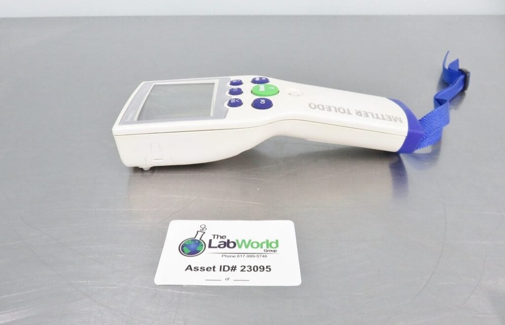 Mettler Toledo SevenGo Conductivity Meter - The Lab World Group