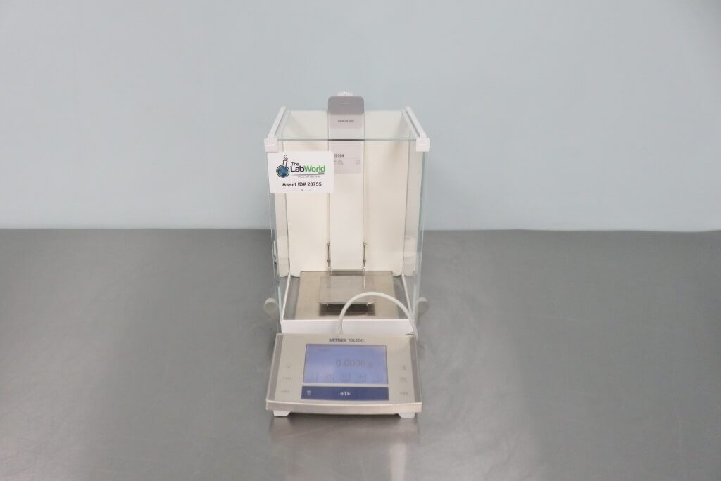 Mettler Toledo XS104 Analytical Balance