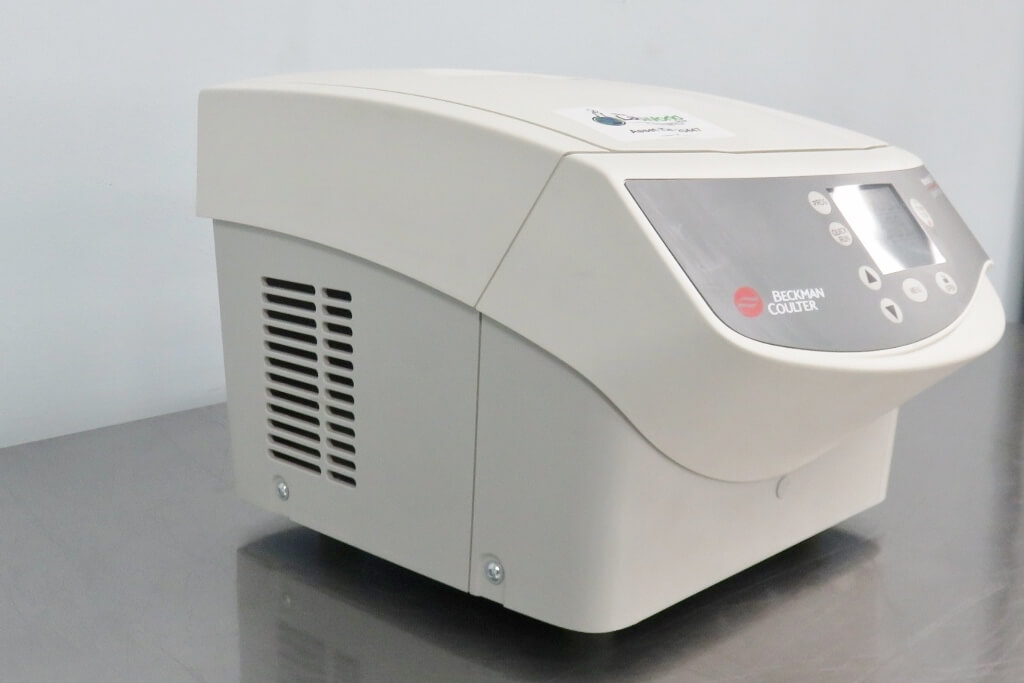 Beckman 20 Microcentrifuge - The Lab World Group