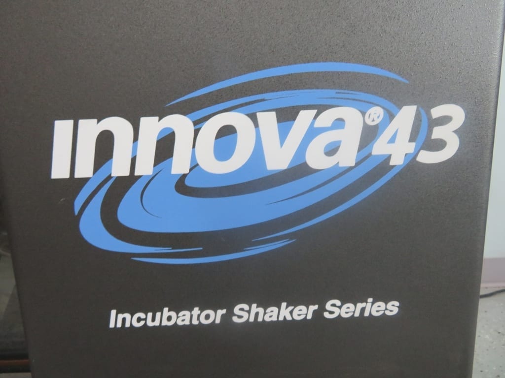 New Brunswick Innova 43 Incubator Shaker