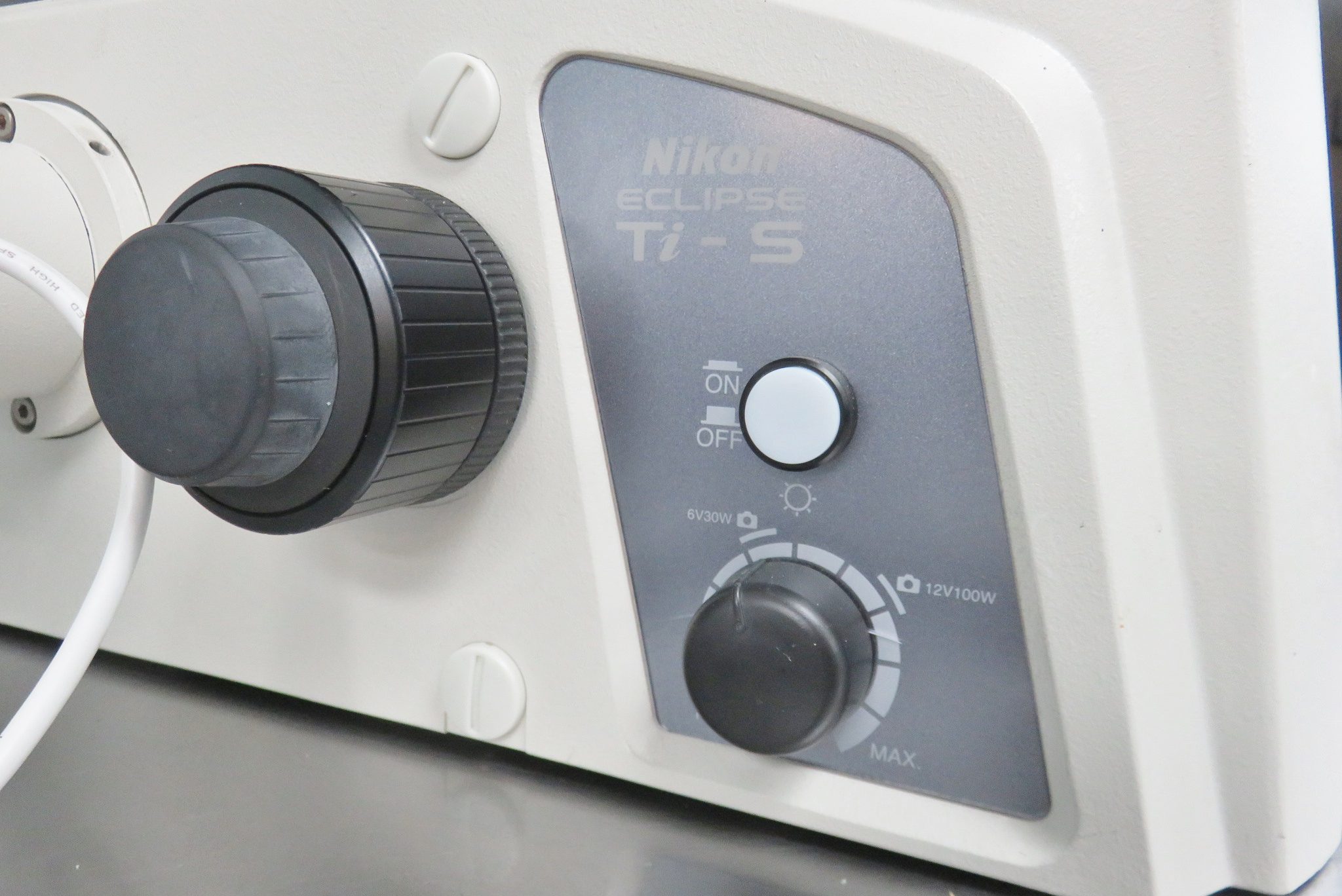 Nikon Eclipse Ti-S Microscope