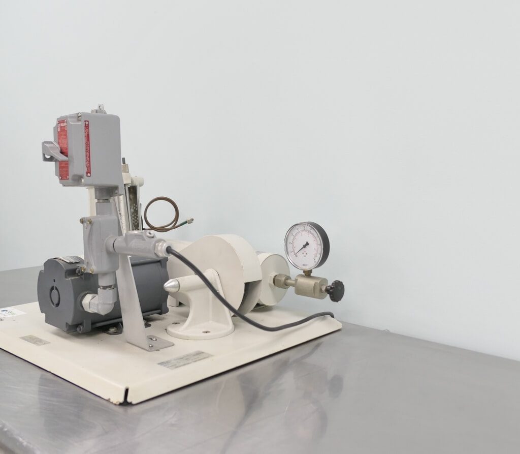 Parr Hydrogenation Apparatus 3916EGX - The Lab World Group