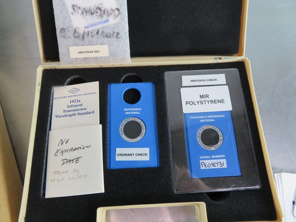 Perkin Elmer Spectrum 65 FT IR Spectrometer