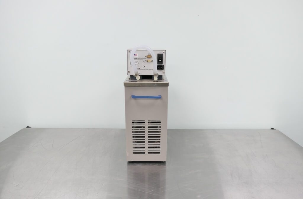 VWR 6L Recirculating Chiller with Heating and Cooling