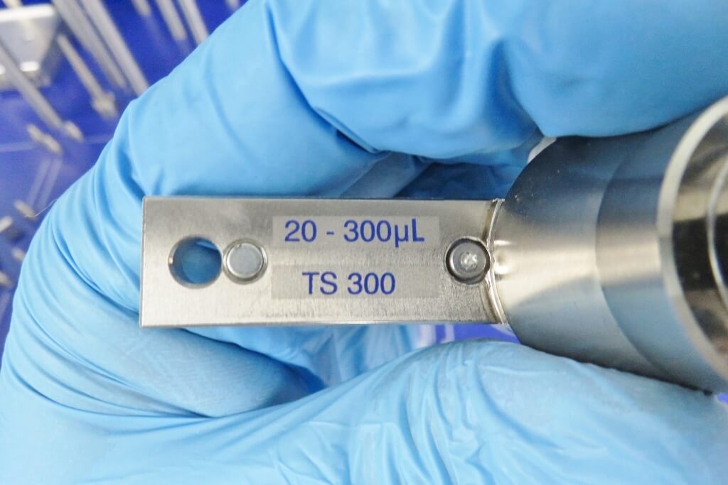 Eppendorf EpMotion Liquid Handler 5075