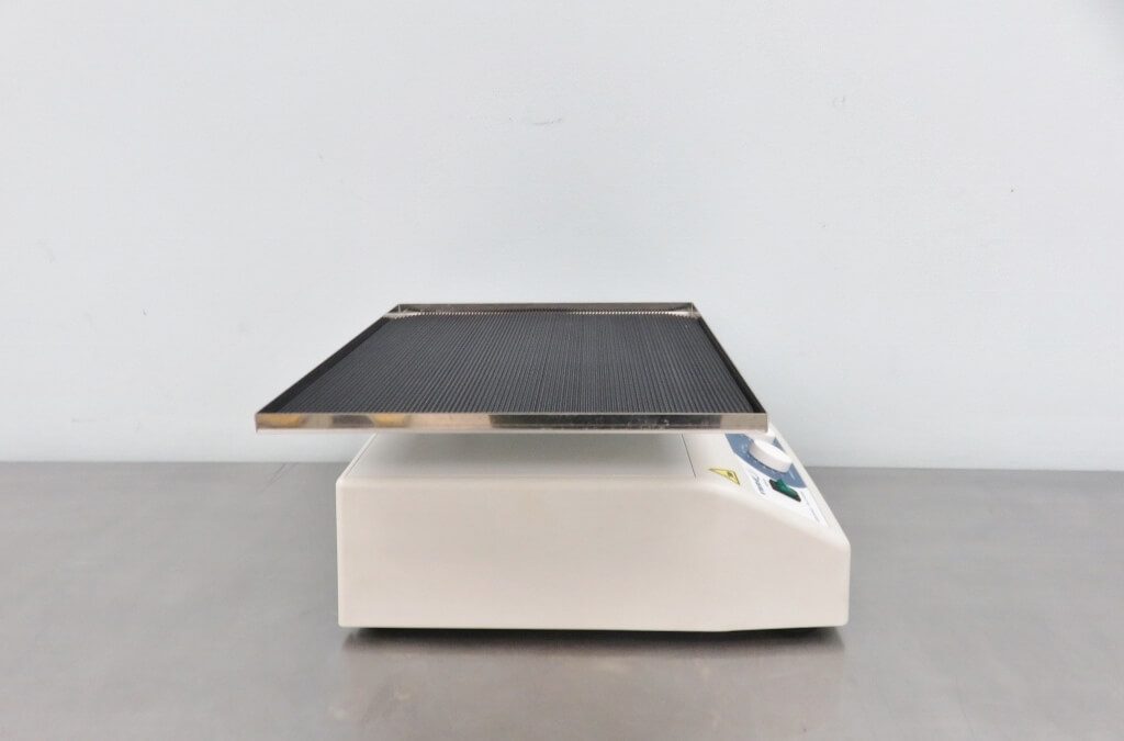 VWR Rocking Platform - The Lab World Group