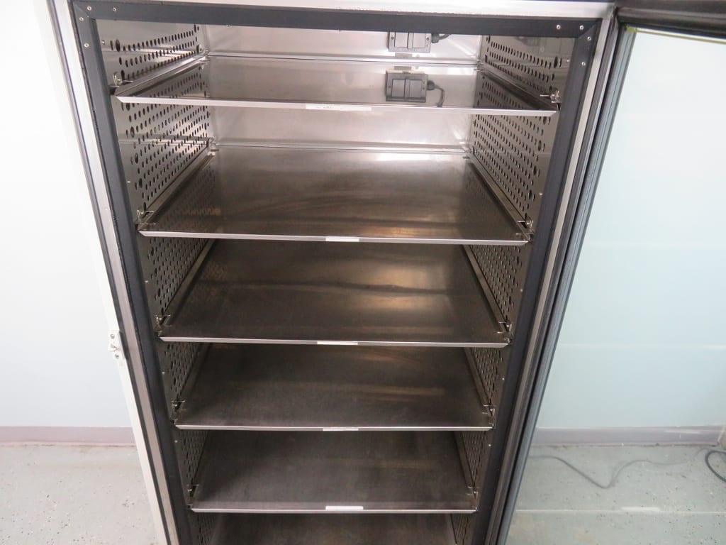 Thermo 3960 Large Capacity Incubator