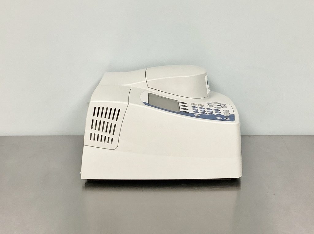 Thermo BioMate 3s Spectrophotometer - The Lab World Group