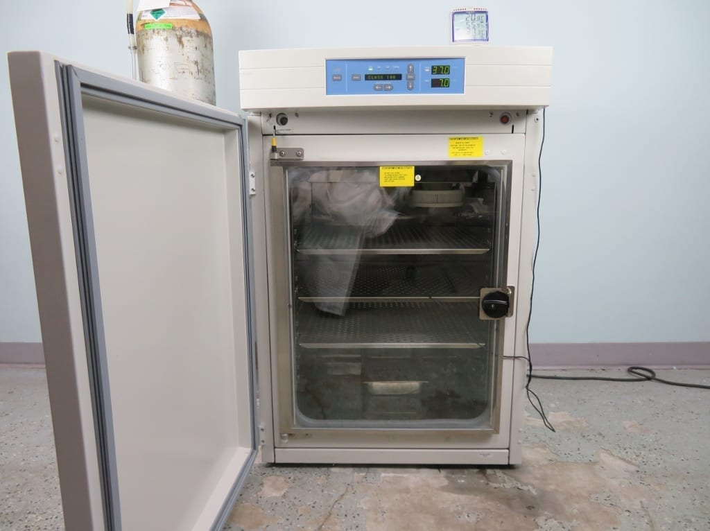 Thermo Forma 3140 Water Jacketed Incubator