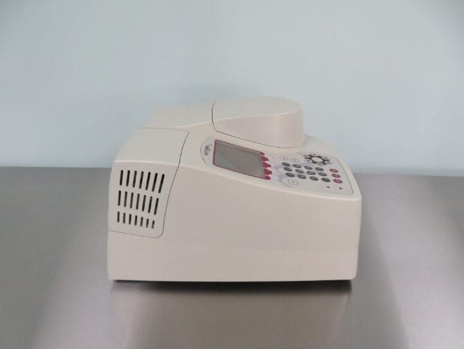 Thermo BioMate 3 Spectrophotometer