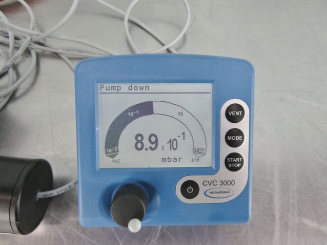 VACUUBRAND CVC3000 Vacuum Controller