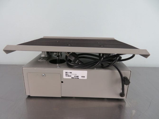 VWR 100 Rocking Platform