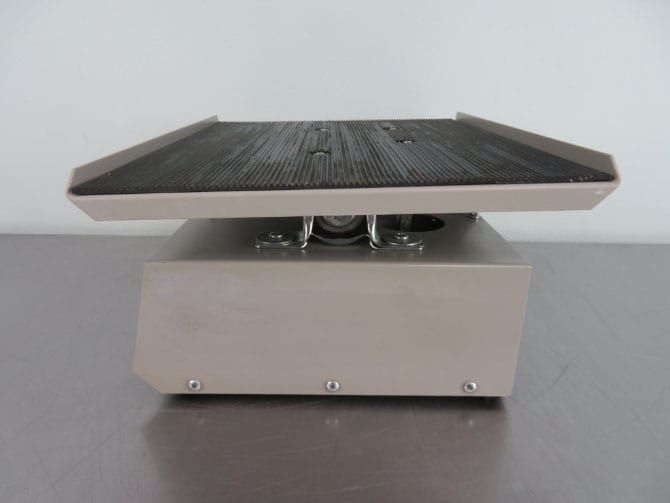 VWR 100 Rocking Platform