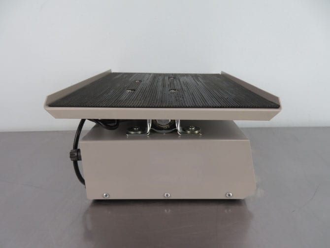 VWR 100 Rocking Platform