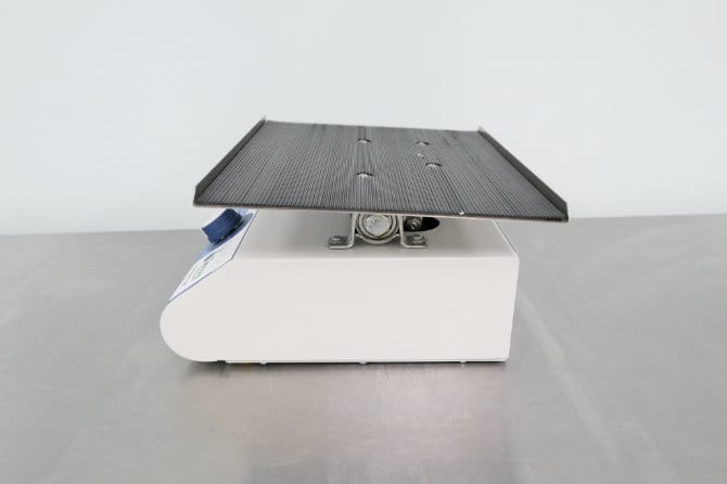 VWR 100 Rocking Platform - The Lab World Group