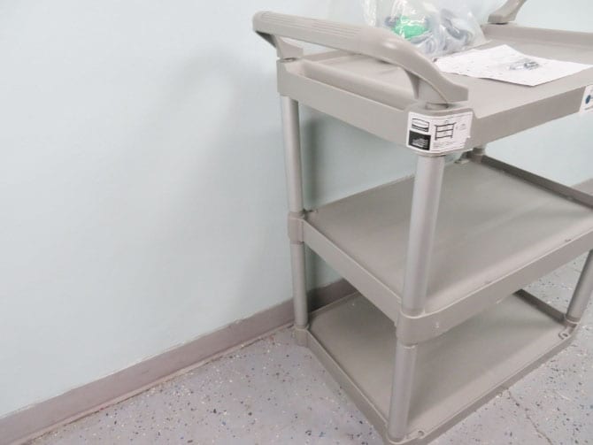 2019 Rubbermaid Lab Cart - Unused Still In Box