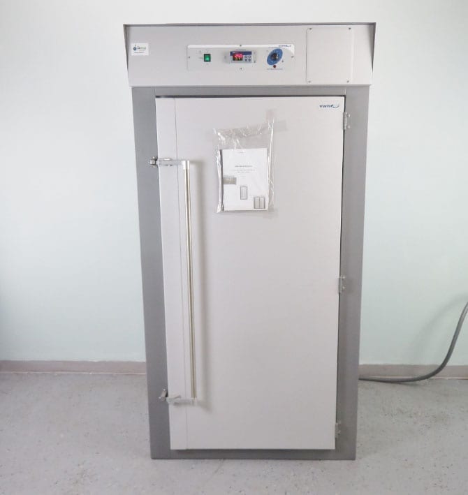 High-Performance Horizontal Air Flow Lab Oven - Unused