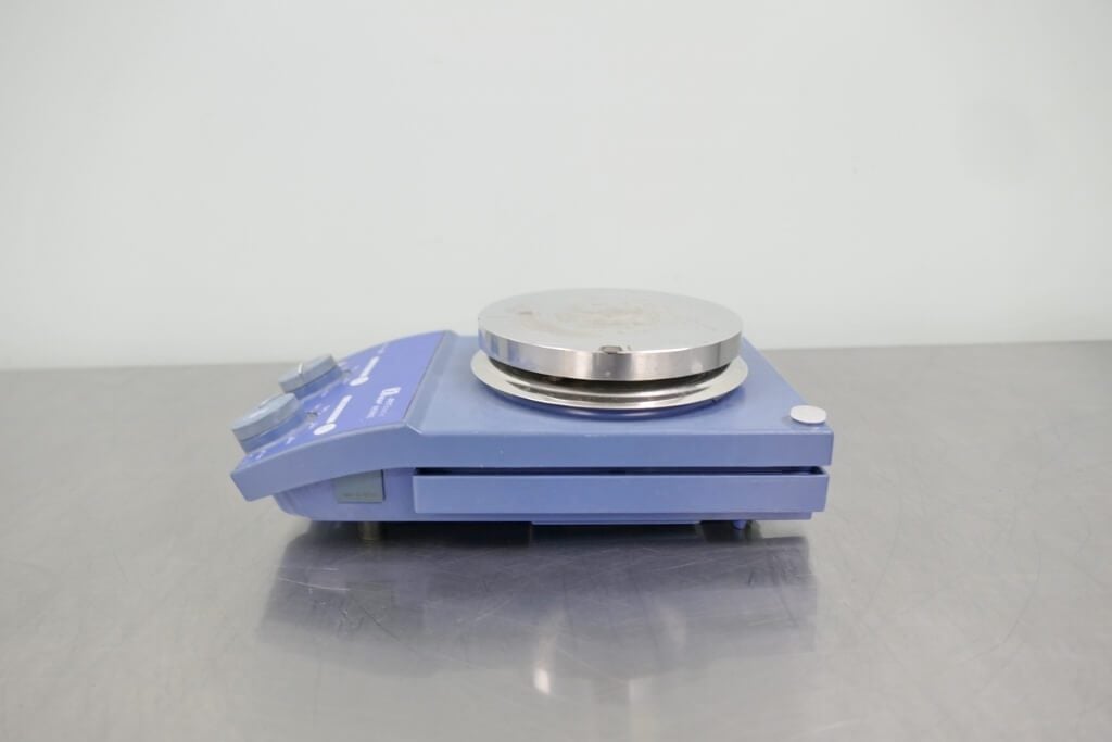 IKA RET Basic Analog Hotplate Stirrer - The Lab World Group