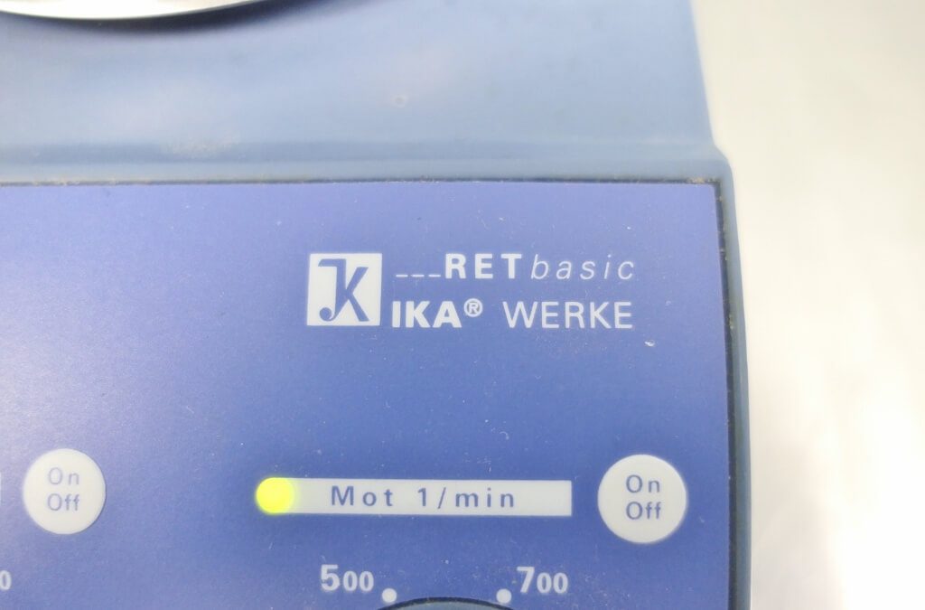 IKA RET Basic Analog Hotplate Stirrer - The Lab World Group