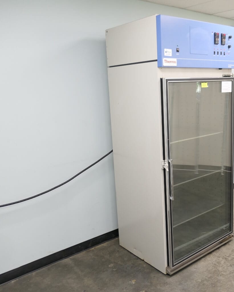 Thermo 3940 Forma BOD Incubator - The Lab World Group