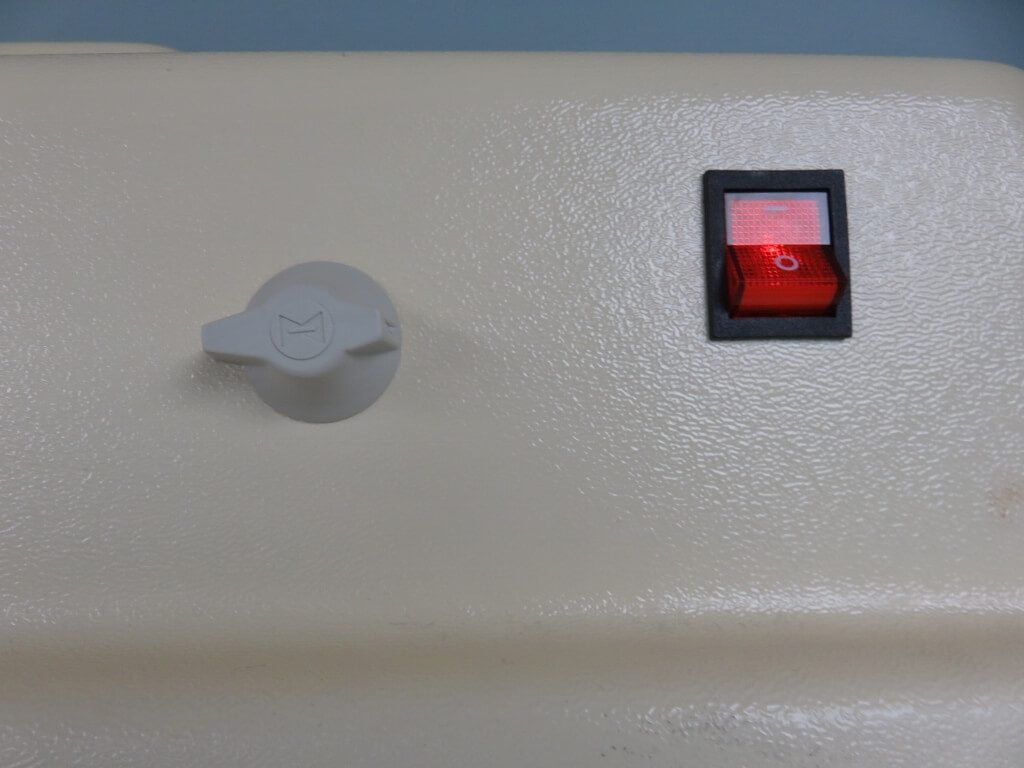 Airclean PCR Workstation Dead Air Box - The Lab World Group