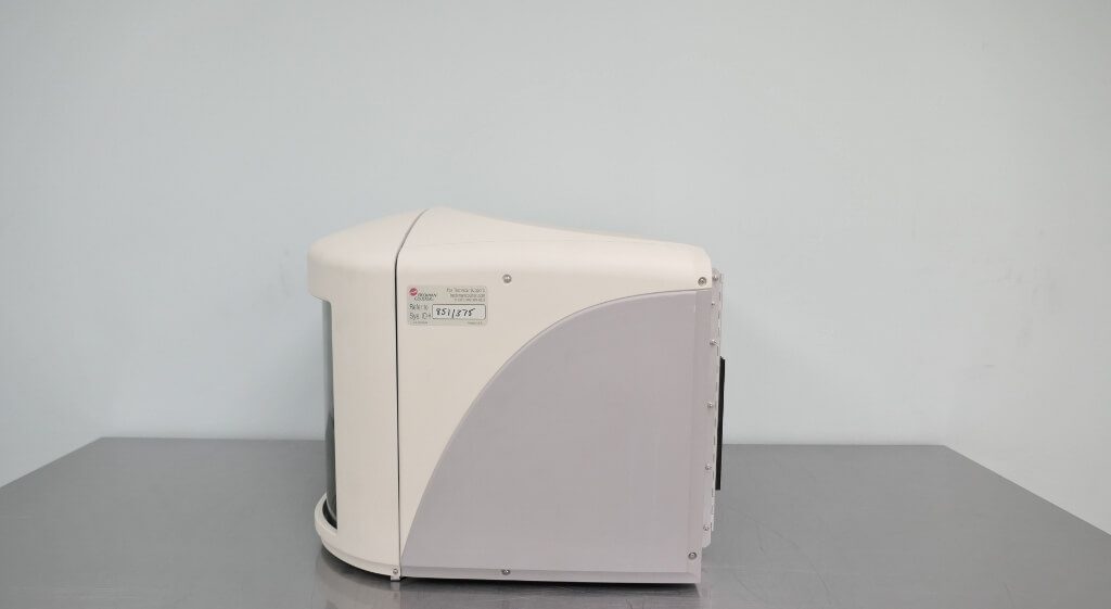 Beckman Multisizer 4 Particle Counter - The Lab World Group