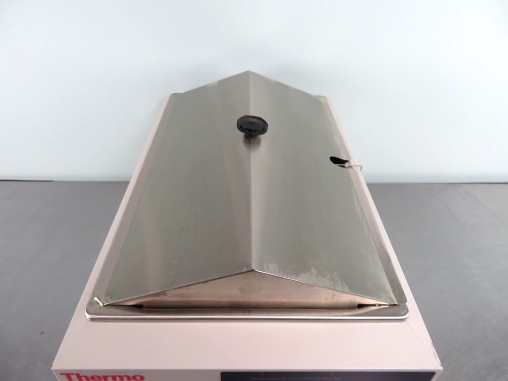 Thermo Precision Lab Water Bath - 18 liter - The Lab World Group