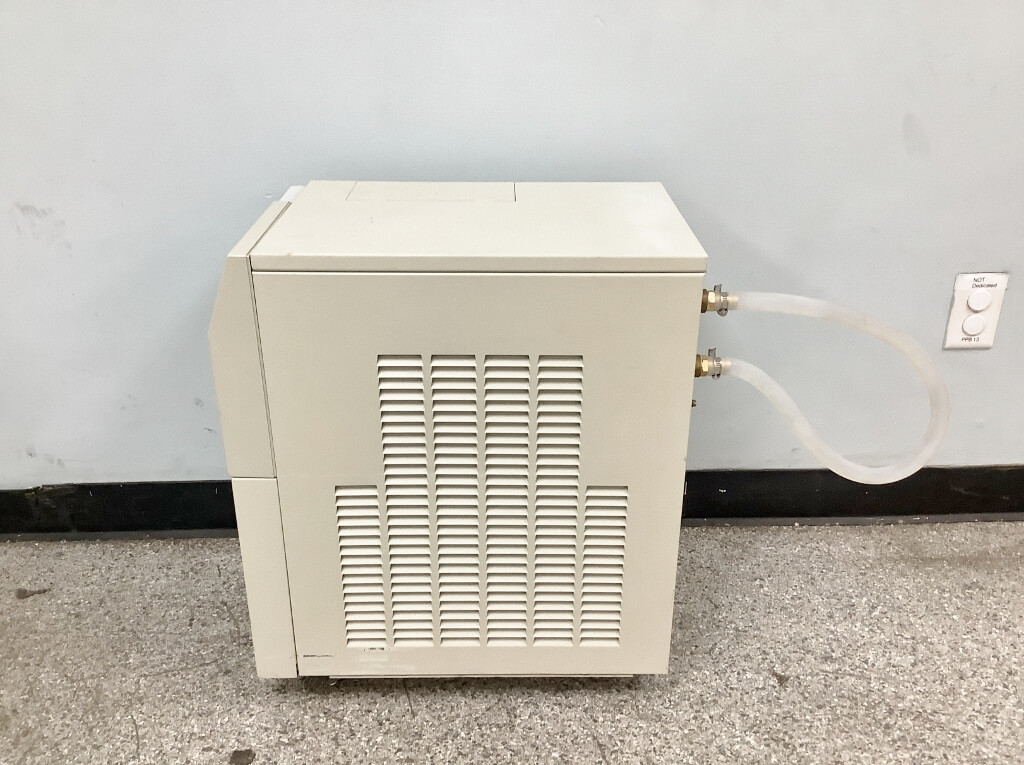 Thermo Neslab Merlin M33 Recirculating Chiller