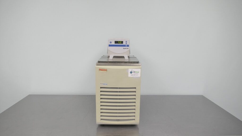 Thermo Neslab RTE 10 Recirculating Chiller