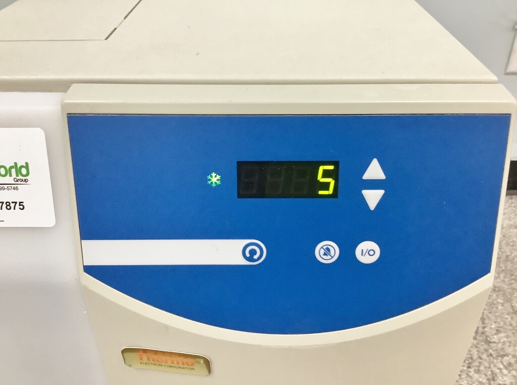 Thermo Neslab Merlin M33 Recirculating Chiller