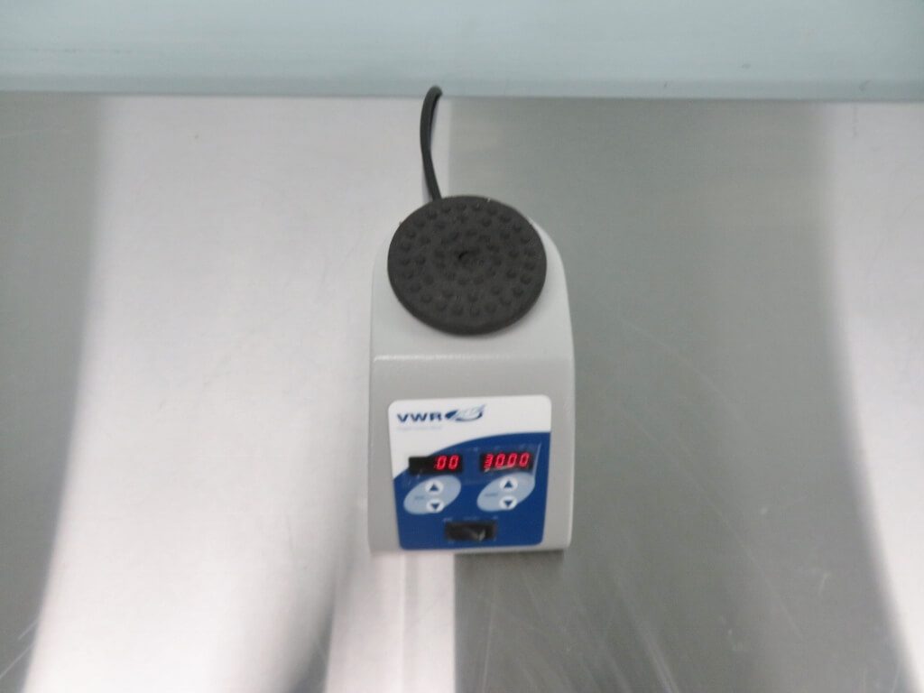 VWR Vortex Mixer | Digital | Flat Top - The Lab World Group