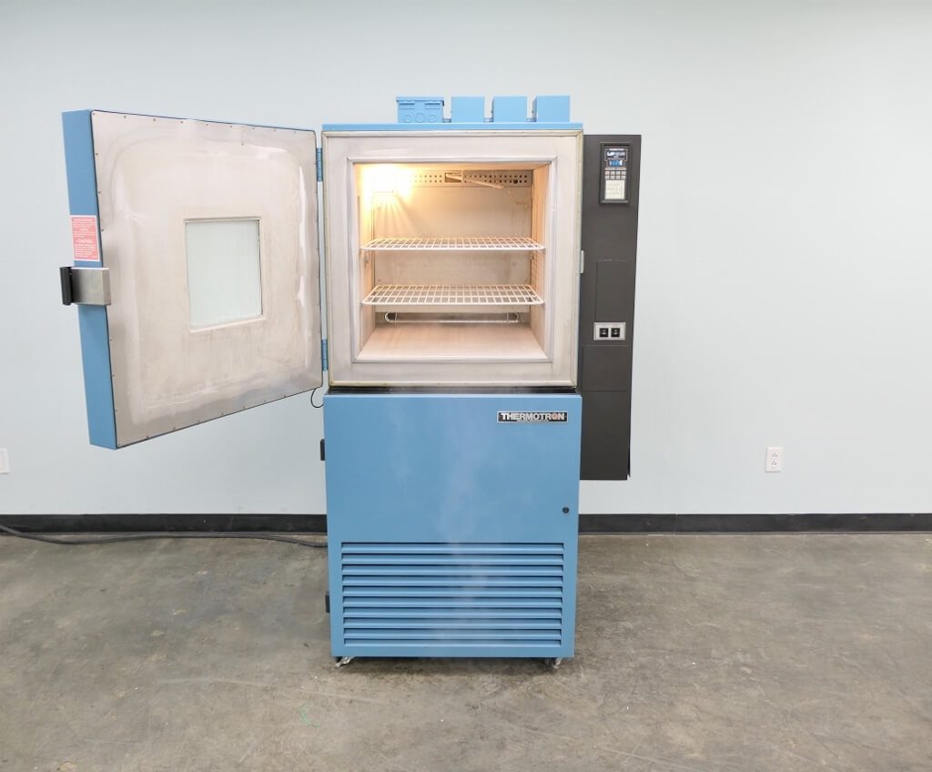 Thermotron SM-8 Humidity Test Chamber - The Lab World Group