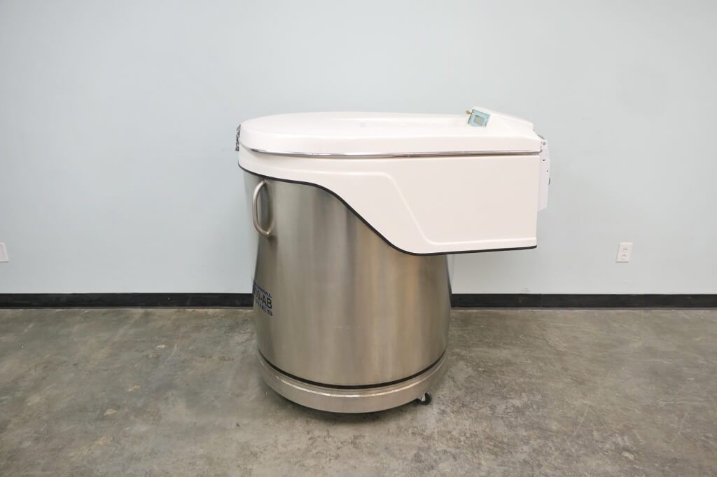 Cryo Biosystems V3000 Liquid Nitrogen Dewar