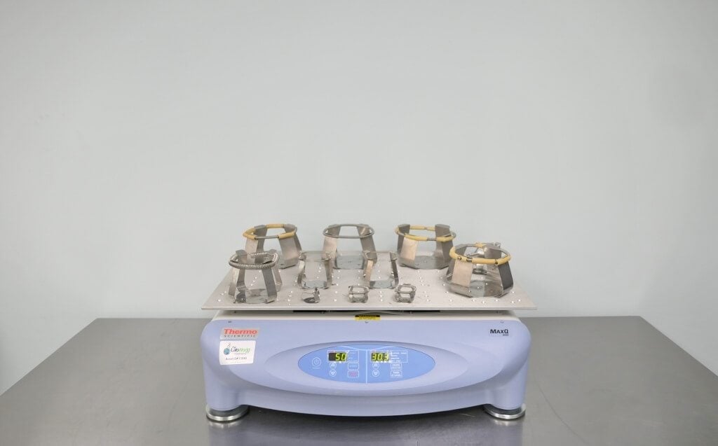 Thermo MaxQ 3000 Orbital Shaker - The Lab World Group