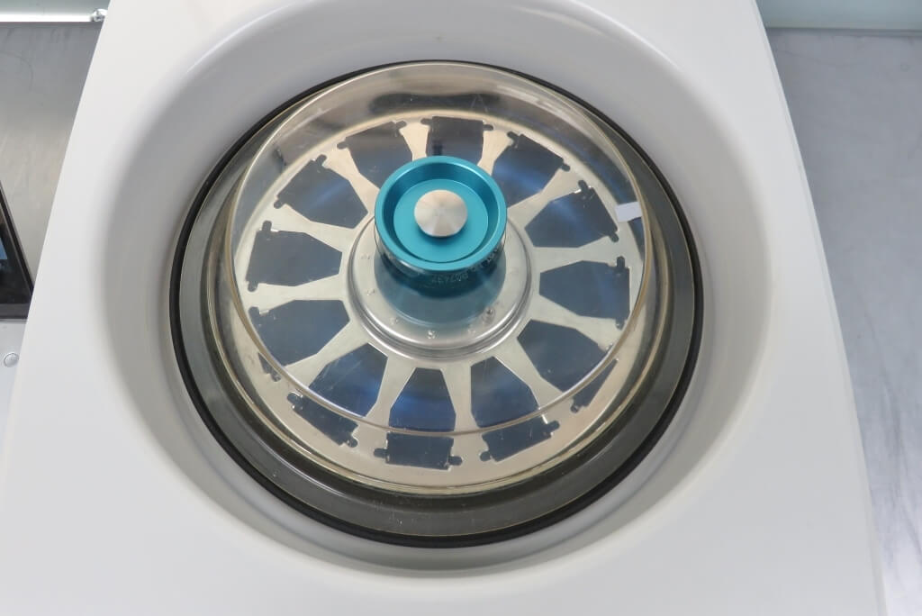 Thermo Scientific Cytospin 4 Cytocentrifuge with Rotor