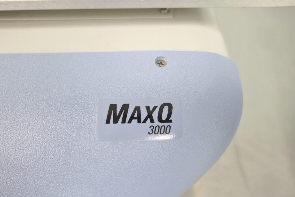 Thermo MaxQ 3000 Orbital Shaker - The Lab World Group