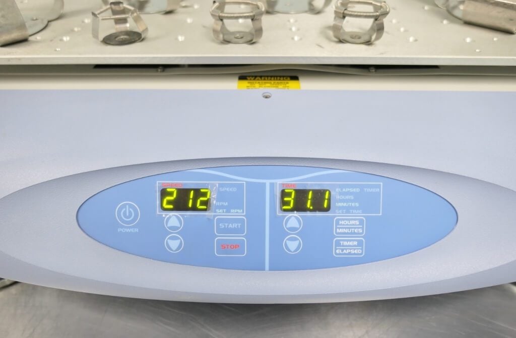 Thermo MaxQ 3000 Orbital Shaker - The Lab World Group