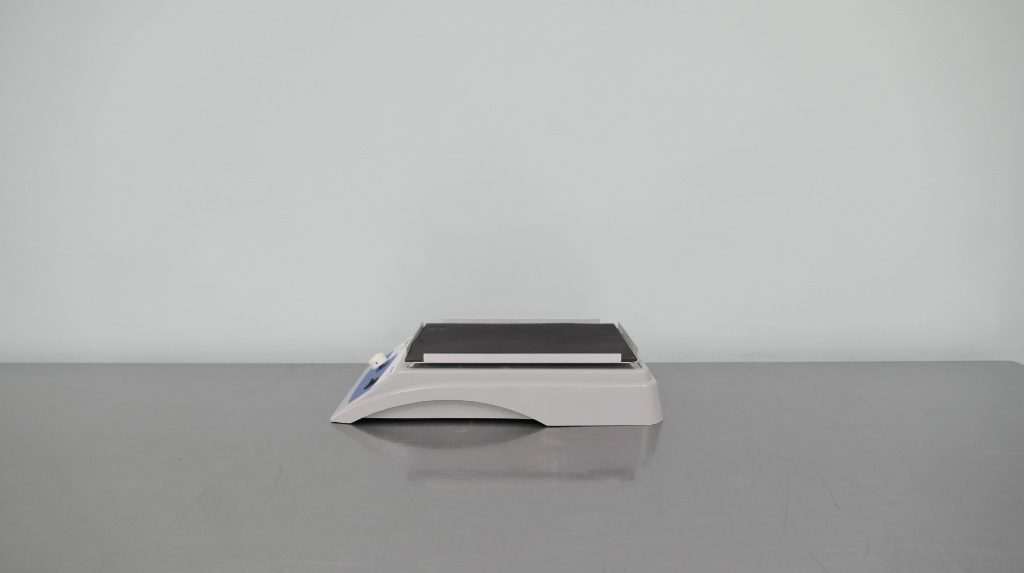 VWR Orbital Shaker 1000 - The Lab World Group