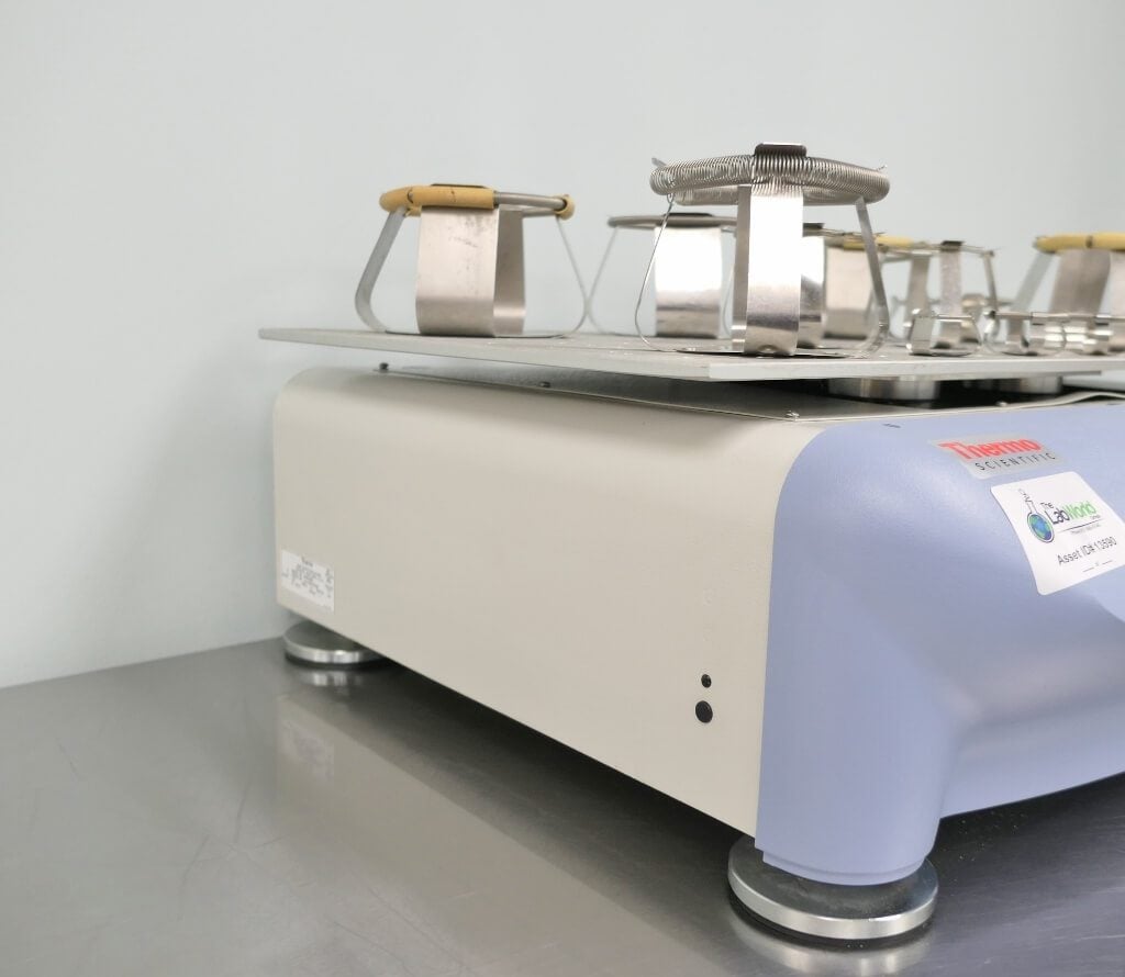 Thermo MaxQ 3000 Orbital Shaker - The Lab World Group