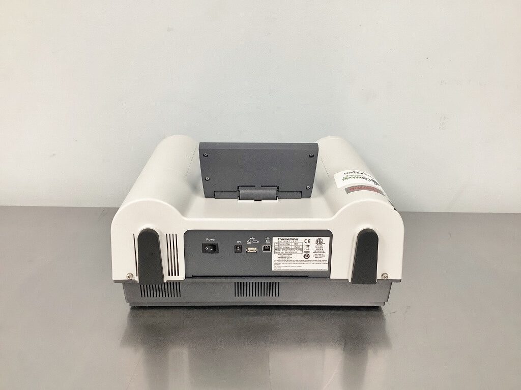 Thermo Spectronic 200 Spectrophotometer - The Lab World Group