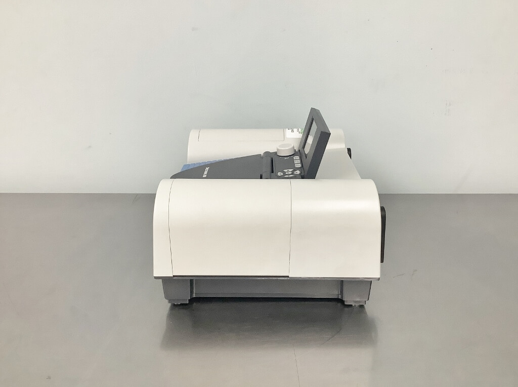 Thermo Spectronic 200 Spectrophotometer - The Lab World Group