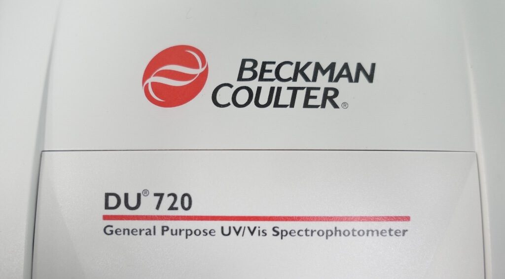 Beckman DU 720 UV-Vis Spectrophotometer