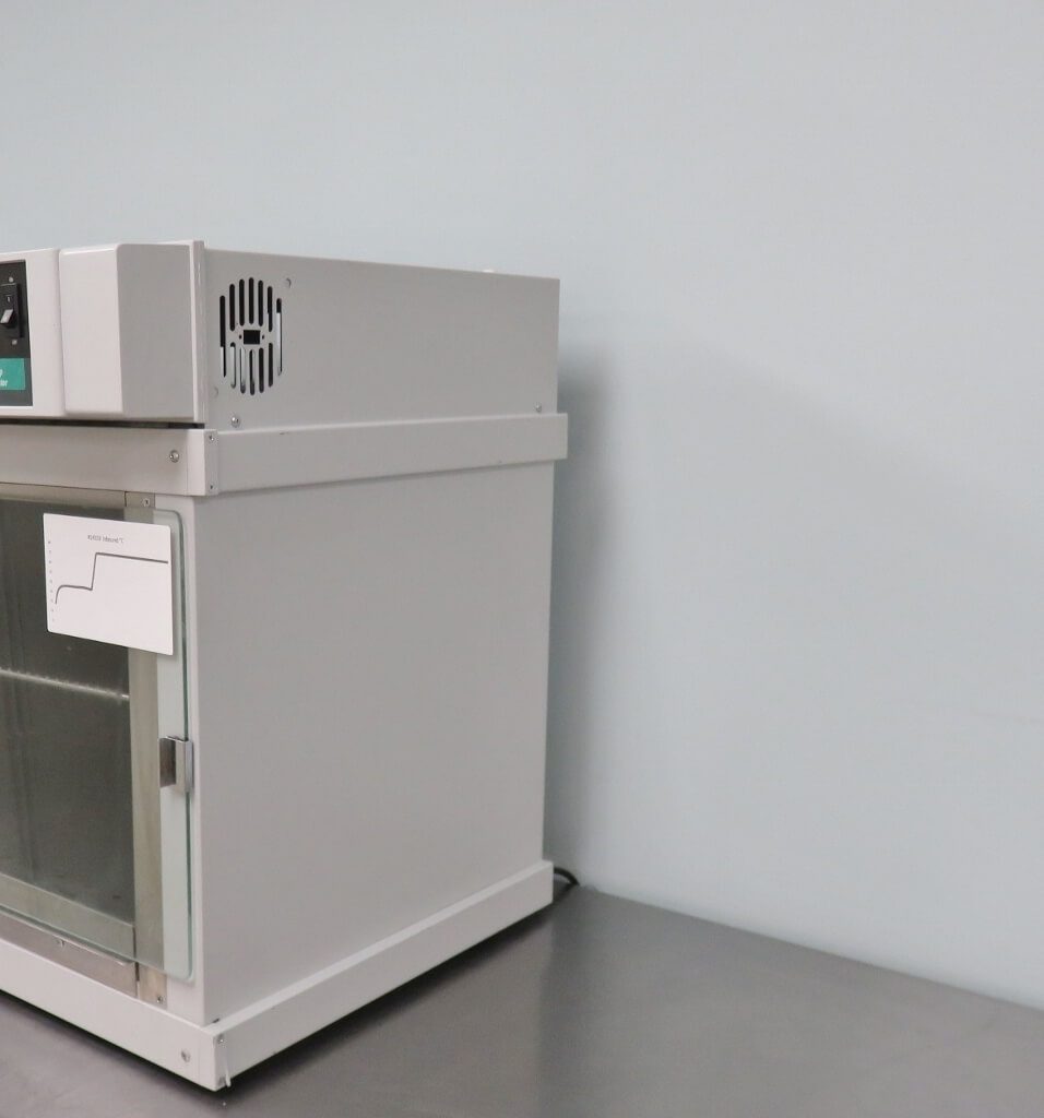 Fisher 525D Isotemp Incubator - The Lab World Group