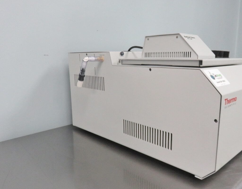 Thermo SpeedVac SPD1010 - The Lab World Group